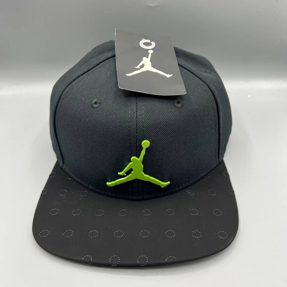 Jordan | Accessories | Air Jordan Hat Men Black Embroidered Green Logo ...